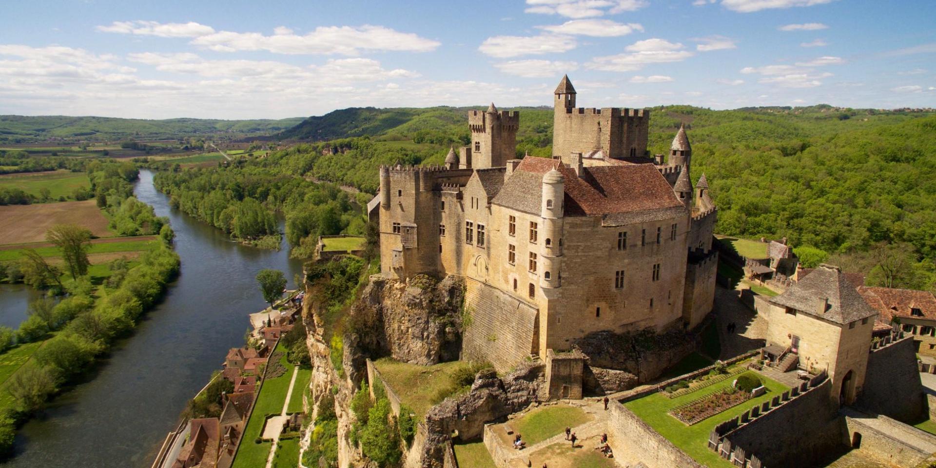 Châteaude Beynac : sur les traces d’une forteresse médiévale | Office ...